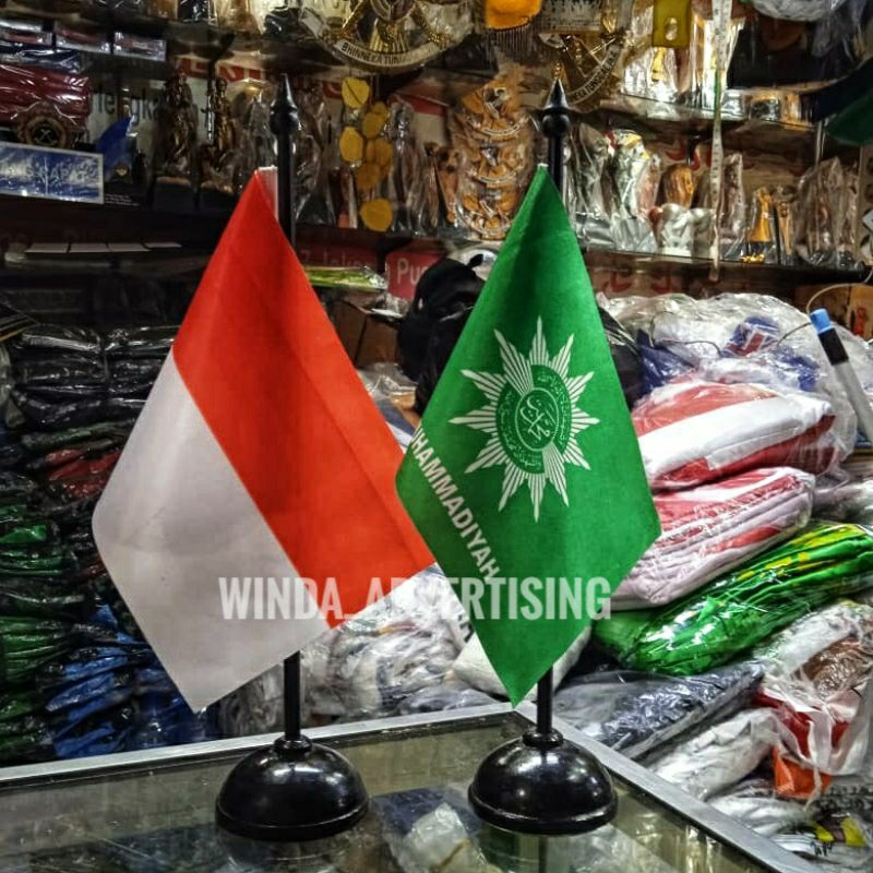 Jual 1 Paket Bendera Muhammadiyah Meja Bendera Meja Merah Putih + Tiang ...