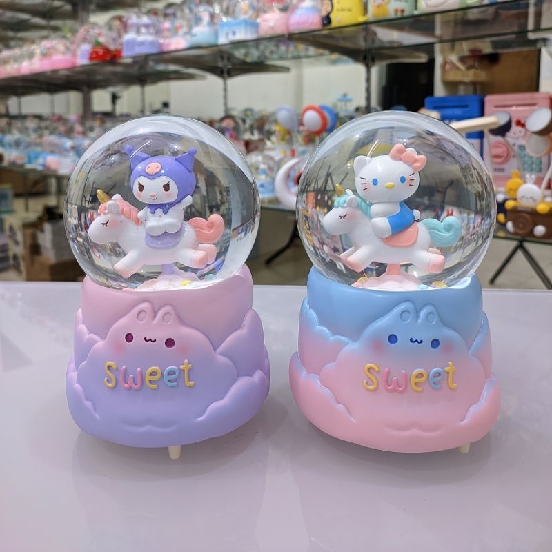 Jual Snowball/ Pajangan Bola Kaca Musik Box Unicorn Kuromi Dan Unicorn ...