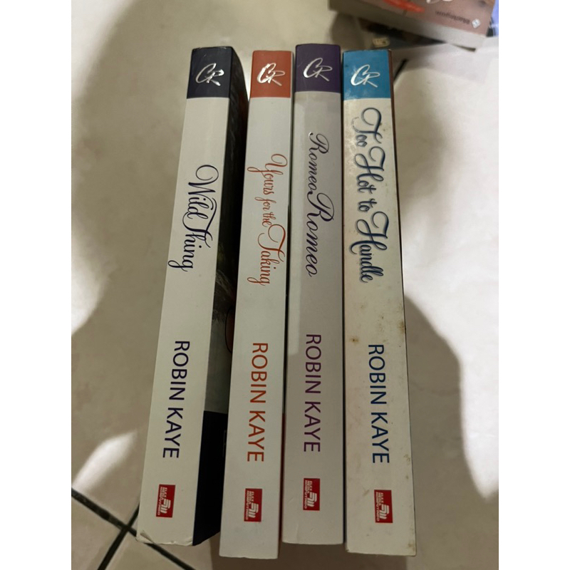 Jual Buku Bekas Robin Kaye | Shopee Indonesia