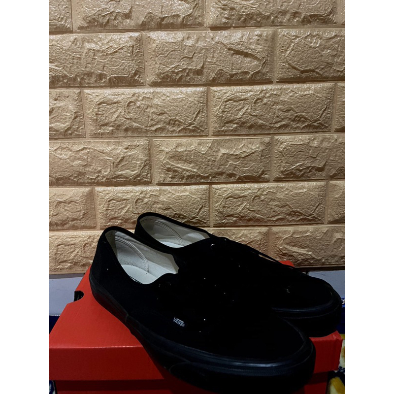 Jual Vans Authentic All-Black | Shopee Indonesia