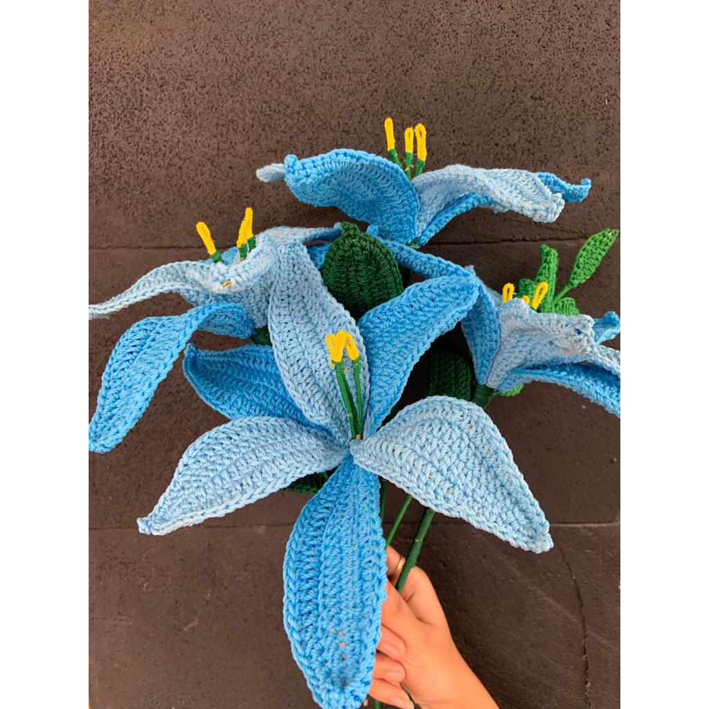 Jual Bunga lily rajut/ dekorasi rumah/ bunga imitasi | Shopee Indonesia