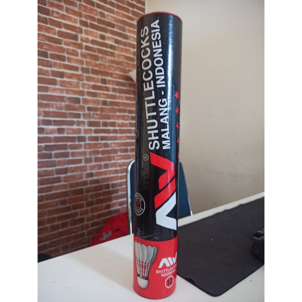 Jual Shuttlecock AW Badminton Shuttle Cock Kok Bulutangkis Awet dan ...