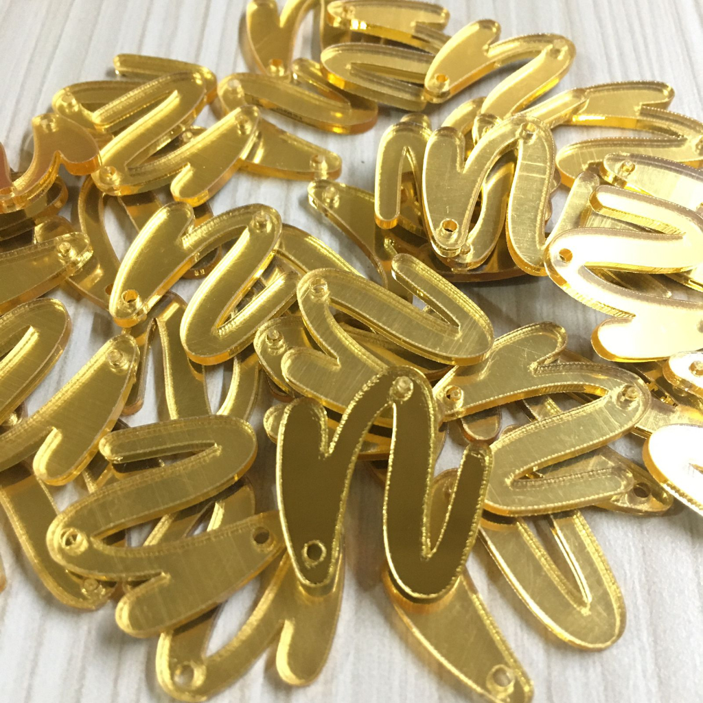 Jual Label Produk Inisial Huruf Akrilik Minimal 20 PCS GOLD SILVER ...
