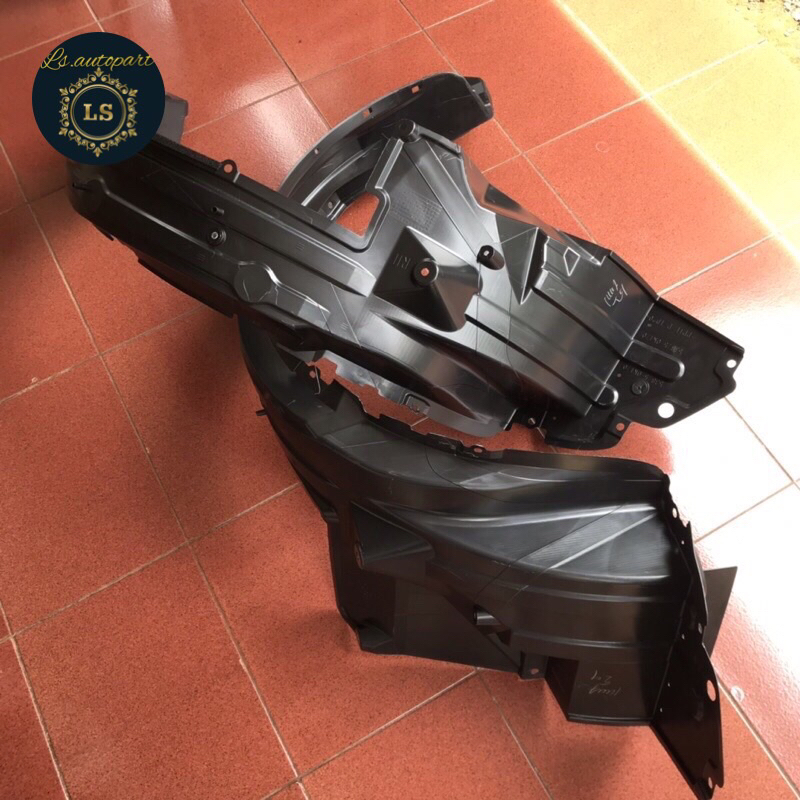 Jual Liner Fender Spakbor Depan Kiri kanan Innova Reborn thn 2016-2019 ...