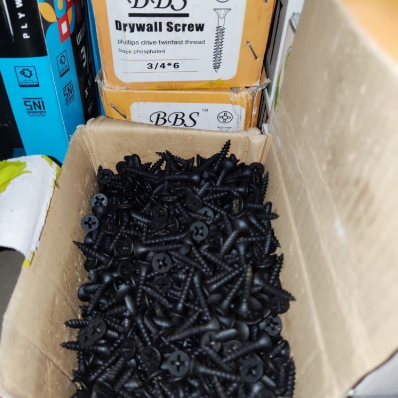 Jual Skrup Gypsum, Baut Hitam, Paku Sekrup, Skrup Lancip 3/4" | Shopee ...