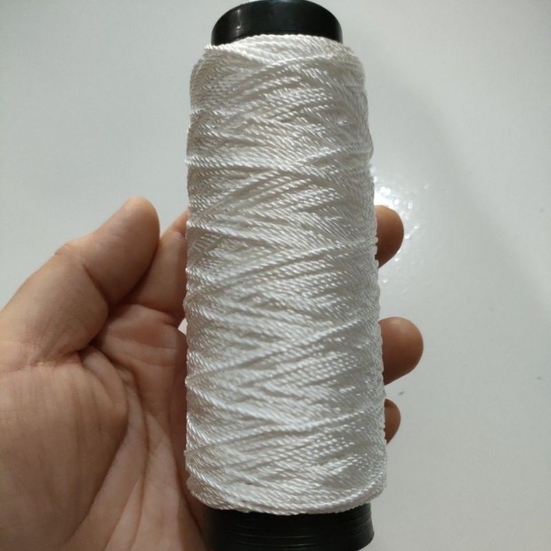 Jual Benang nilon kerucut panjang benang nylon layangan tali layangan ...