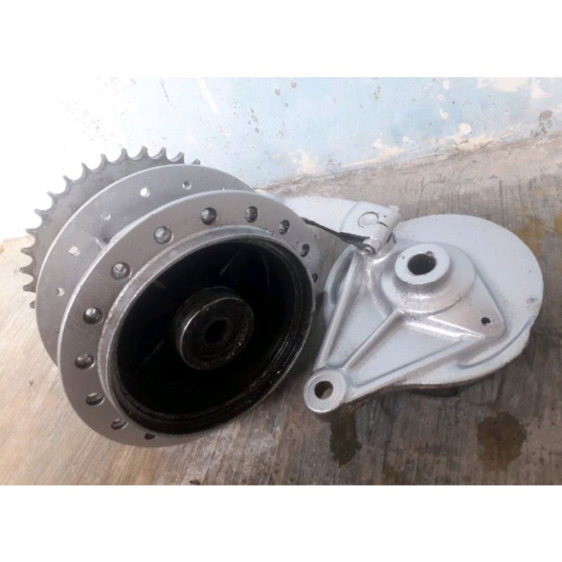 Jual tromol belakang gl100 gl125 gl 100 125 cb cb100 cb125 | Shopee ...