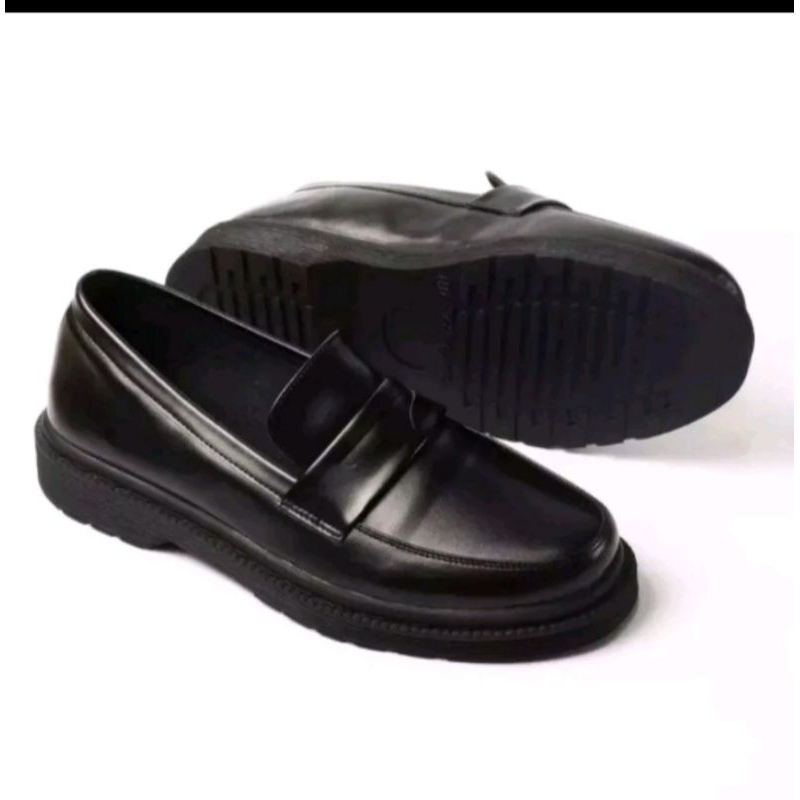 Jual Sepatu Docmart Terlengkap & Harga Terbaru Mei 2026 | Shopee Indonesia
