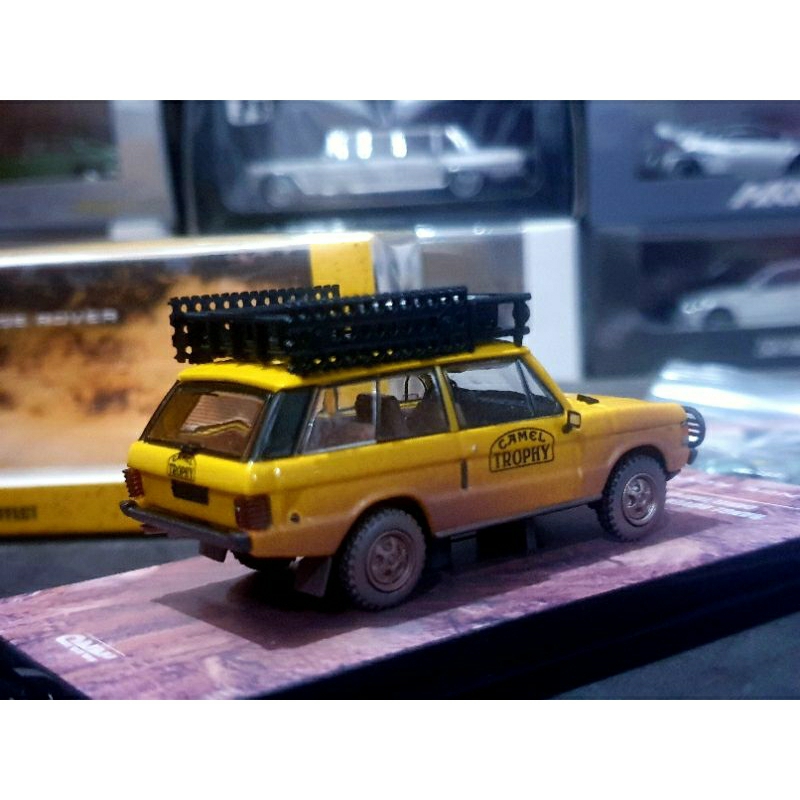 Jual Diecast Inno64 Range Rover Classic Camel Trophy 1992 dust effect ...