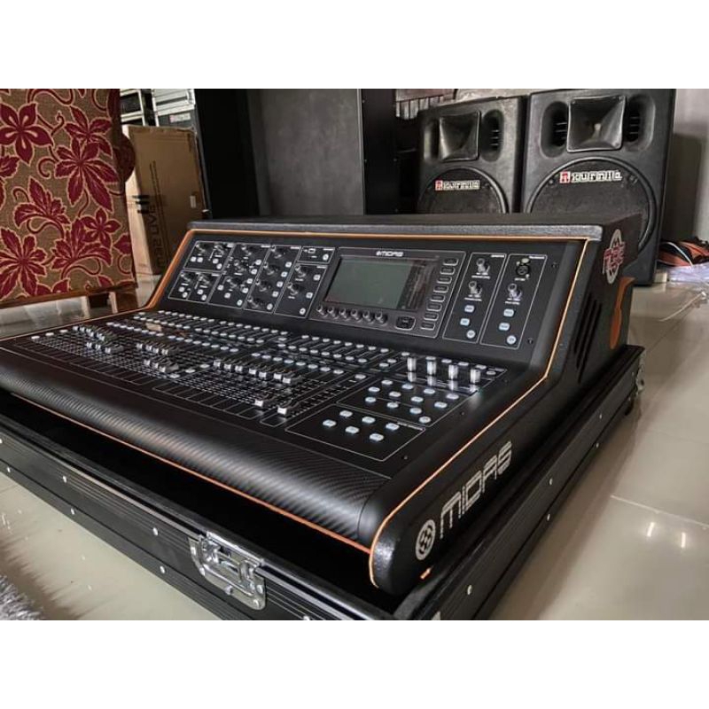 Jual Hardcase Digital Mixer Midas M32 Live Flightcase Mixer Digital ...