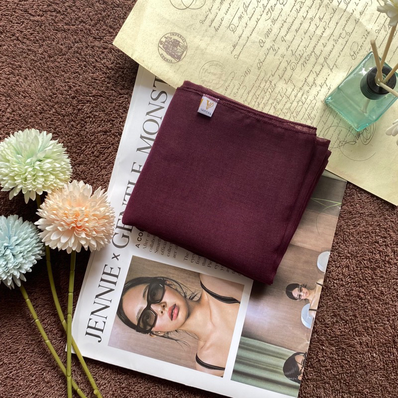 Jual Varisha Hijab Segiempat Paris Jadul Original | redrose | azara COD ...