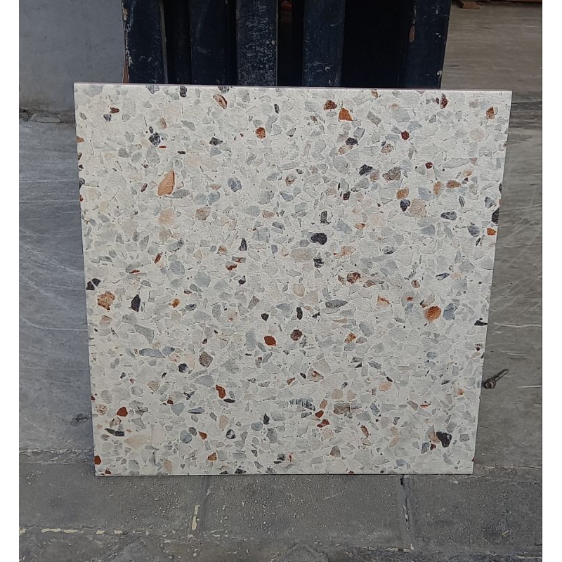 Jual KERAMIK LANTAI RUANG TAMU TERAS MATT DUSTIN GREY 40X40 KW1 ...