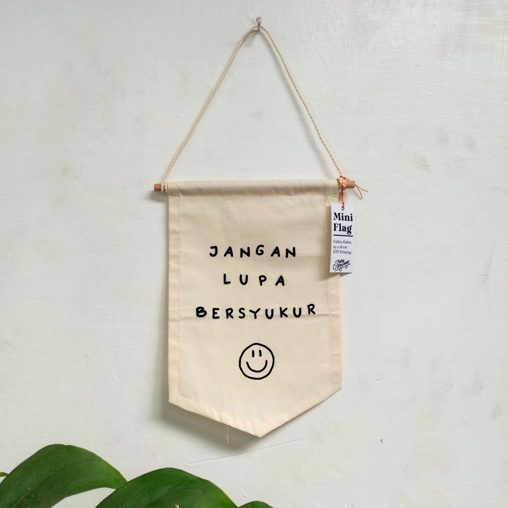 Jual JARESAYANG Mini Flag / Wall Hanging Quote / Bendera Hiasan Dinding ...