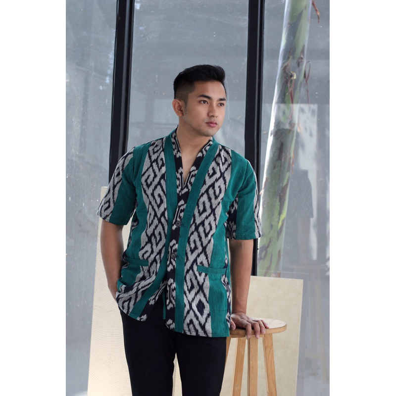 Jual GRANITO.ID - PANDAWA vest tenun pria // outer pria // kimono pria ...