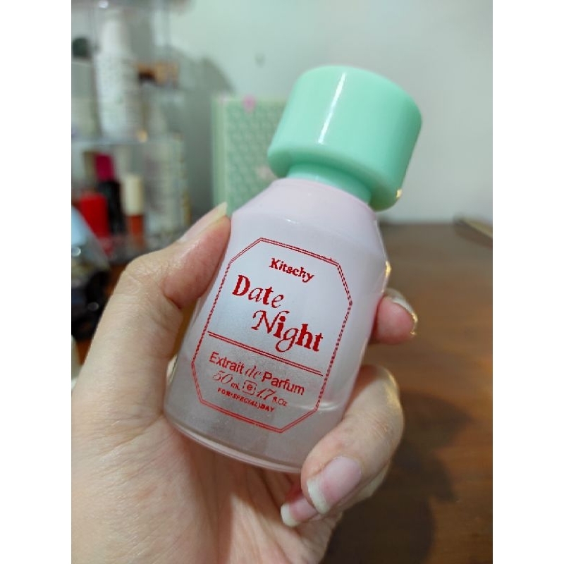 Jual Preloved Kitschy Feels - Date Night Extrait de Parfum kondisi ...