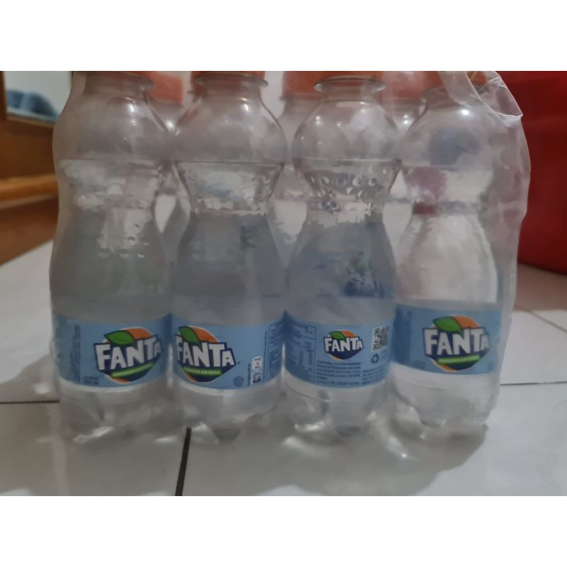 Jual SODA WATER FANTA 250 ML (1 Pak 12 BOTOL) | Shopee Indonesia