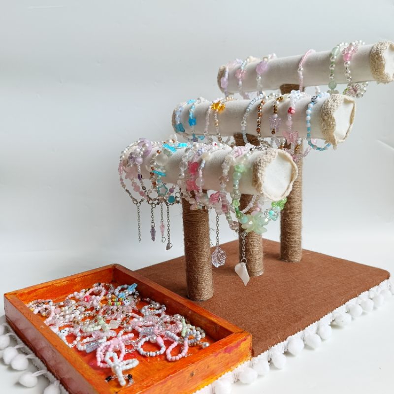 Jual DISPLAY AKSESORIS/DISPLAY GELANG/DISPLAY GELANG TIGA TINGKAT ...