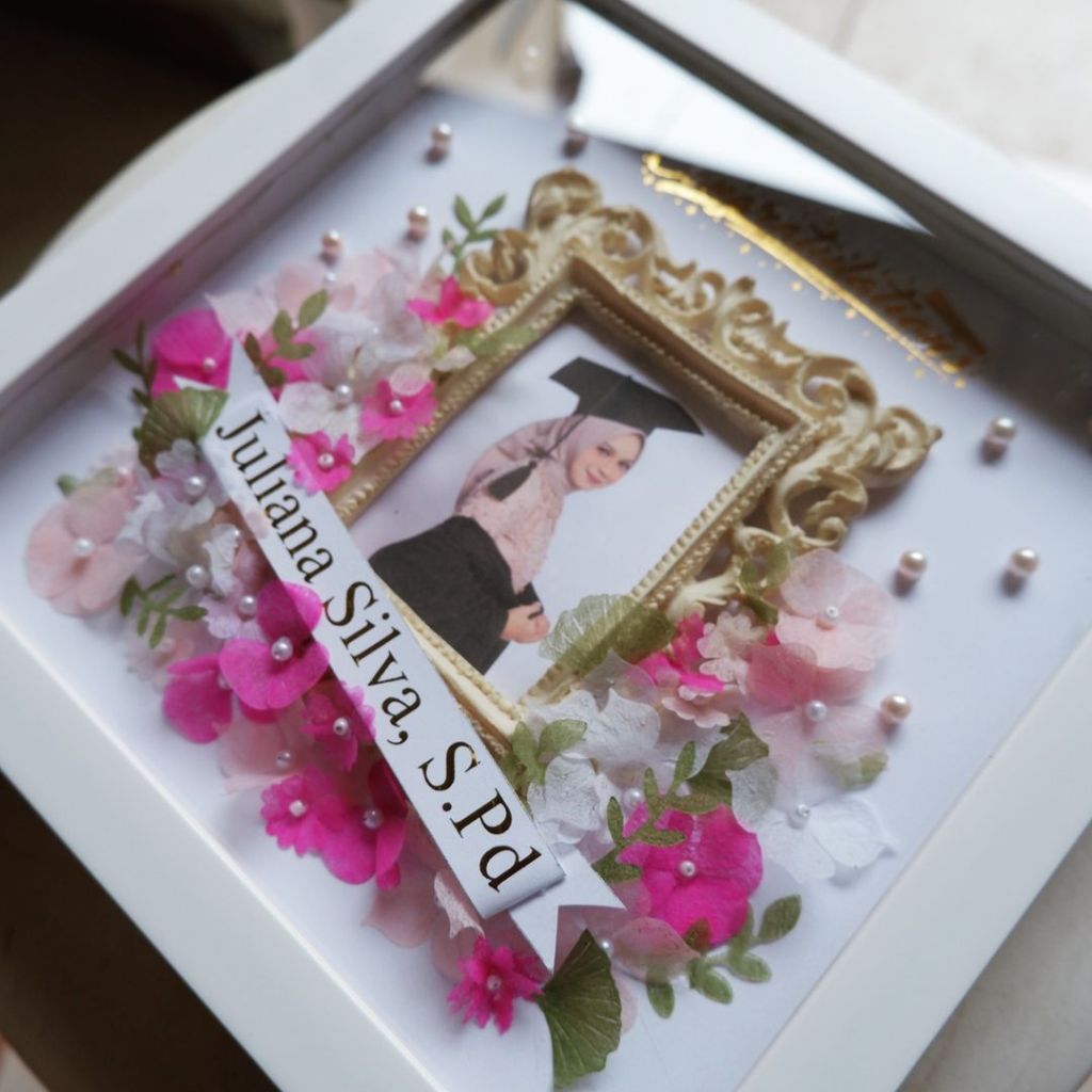 Jual KADO FRAME WISUDA 20X20 MURAH GRADUATION GIFT KADO MURAH KADO ...