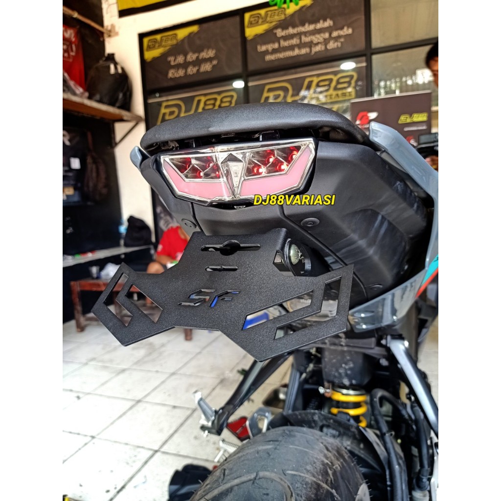 Jual Paket tail tidy street fender mt15 dan stoplamp belakang | Shopee ...