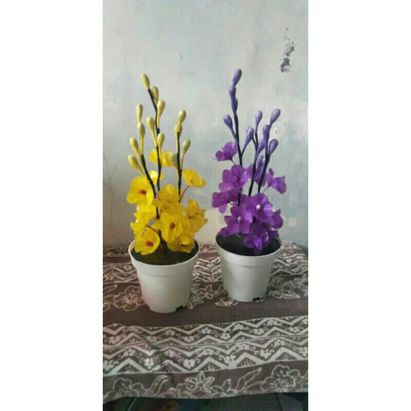 Jual Bunga hias kerajinan prakarya daur ulang plastik kresek | Shopee ...