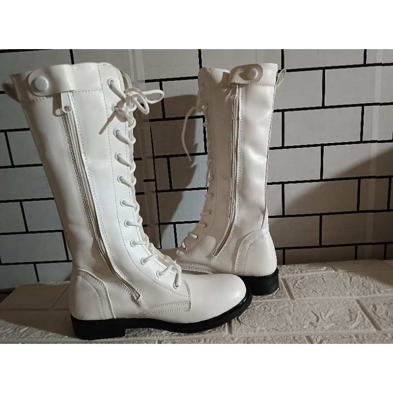 Jual Sepatu mayoret putih pin gold | Shopee Indonesia