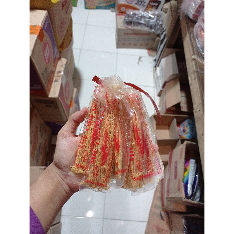 Jual Snack mie lidi rasa original 1 pack isi 10 pcs | Shopee Indonesia