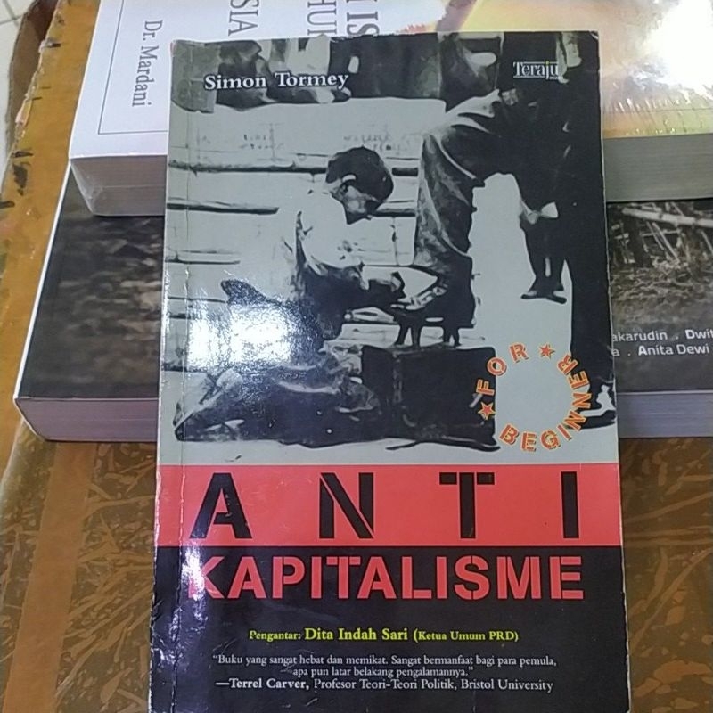 Jual buku original anti kapitalisme by Simon tormey | Shopee Indonesia