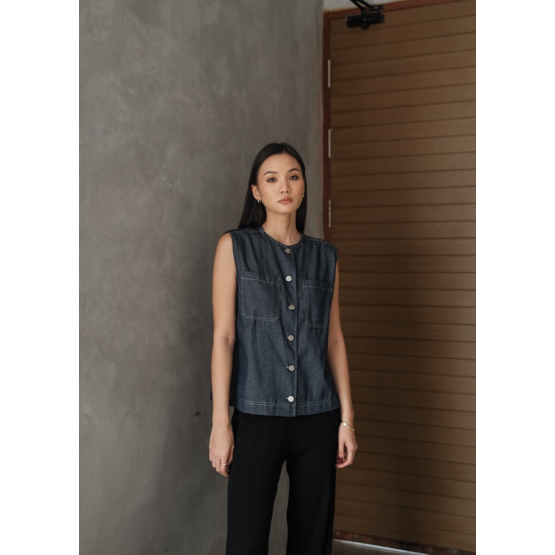 Jual MAGGA - Blaire Top | Shopee Indonesia