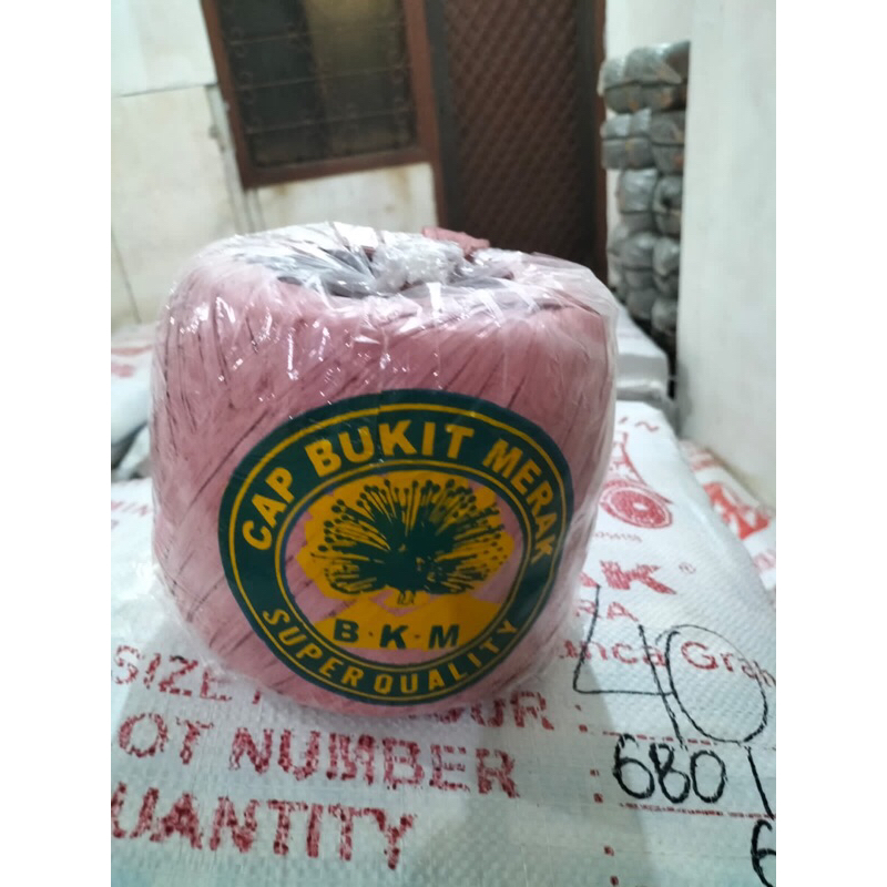 Jual TALI MERAH GULUNGAN GEDE FULL 1 KG / TALI MERAH | Shopee Indonesia