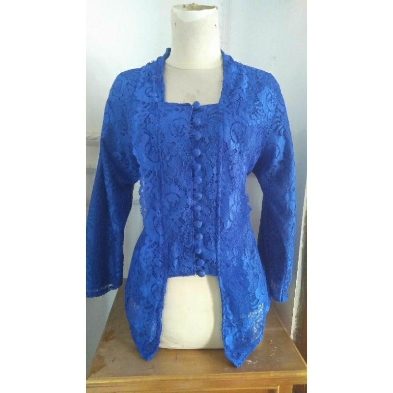 Jual Kebaya kuthubaru brokat biru elektrik | Shopee Indonesia