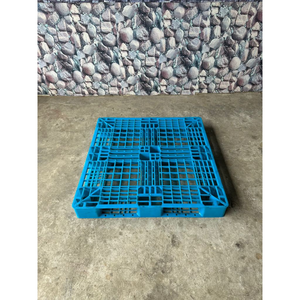 Jual pallet plastik bekas ukuran 100x100x12 cm warna biru | Shopee ...