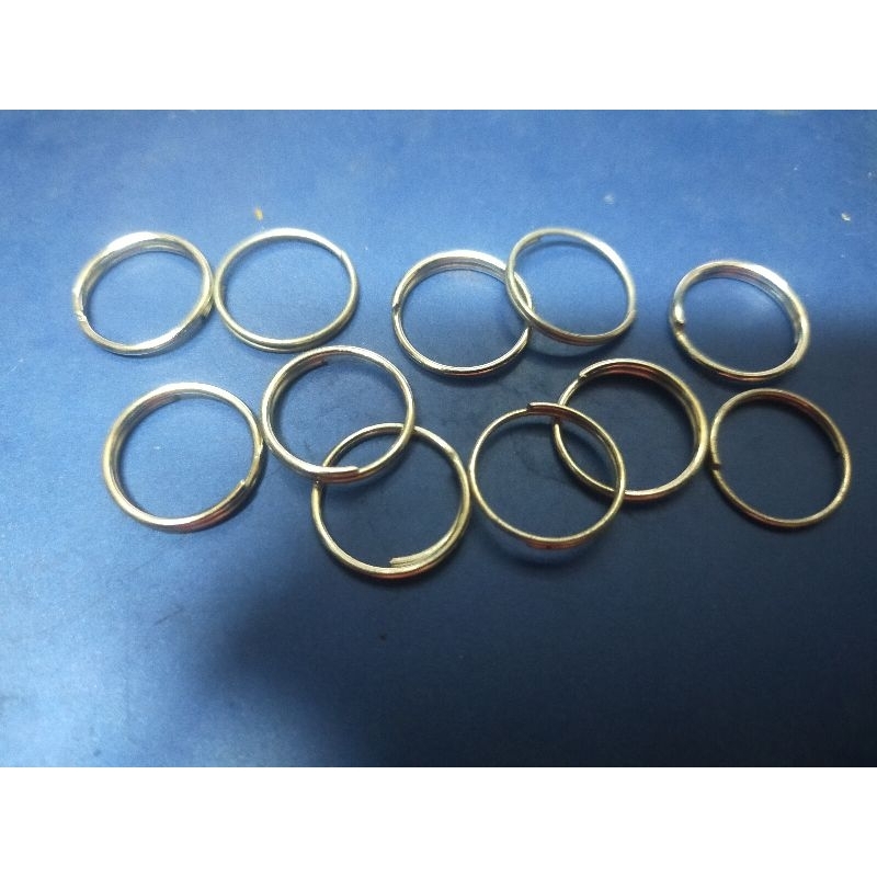 Jual Ring Pengait Gantung Polos Untuk Partisi ukuran yang tiap ...