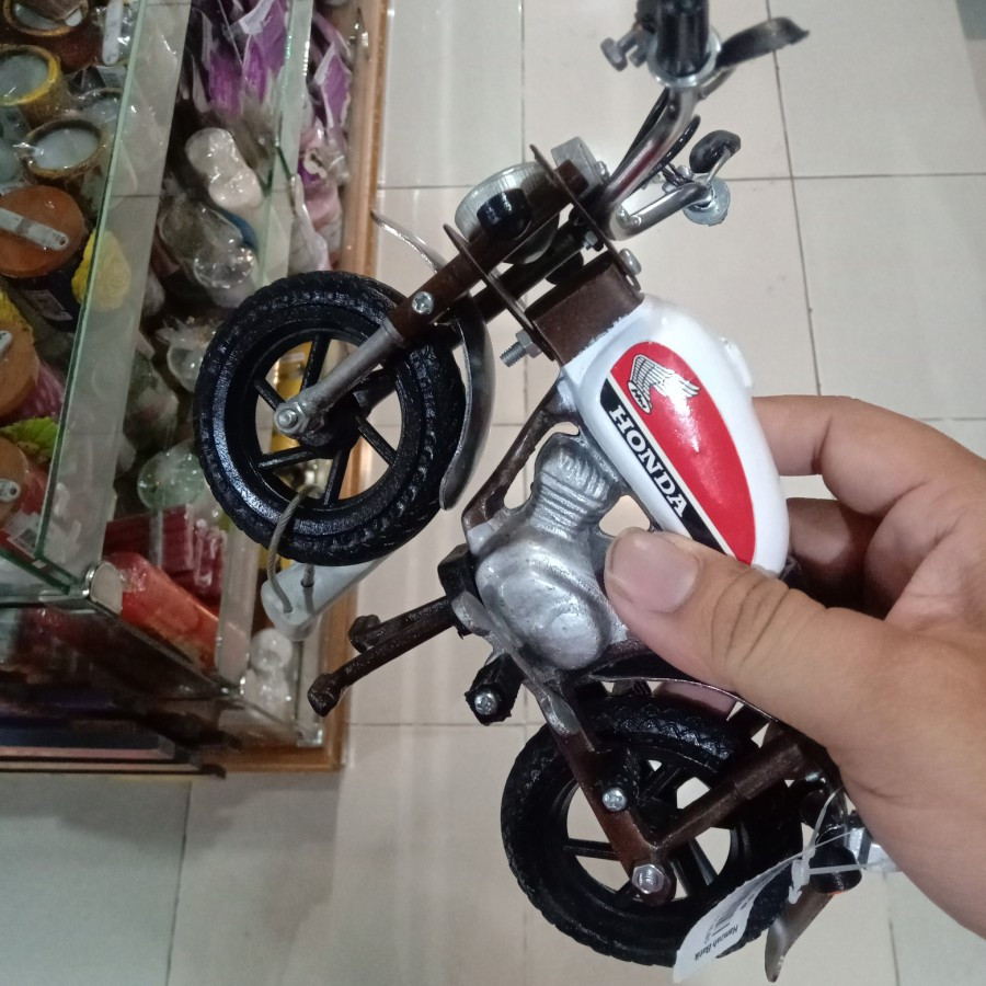 Jual pajangan motor unik honda monkey | Shopee Indonesia