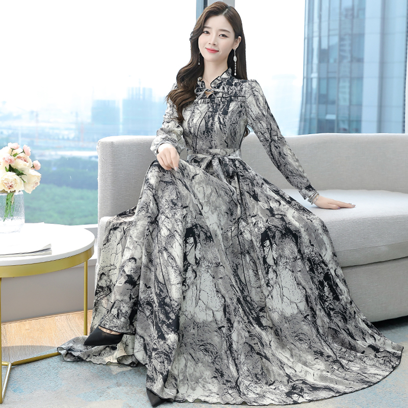 Jual FAN Gaun Bunga Hitam Putih Sifon Korea Baru 2024/gaun panjang ... Jual FAN Gaun Bunga Hitam Putih Sifon Korea Baru 2024/gaun panjang ...