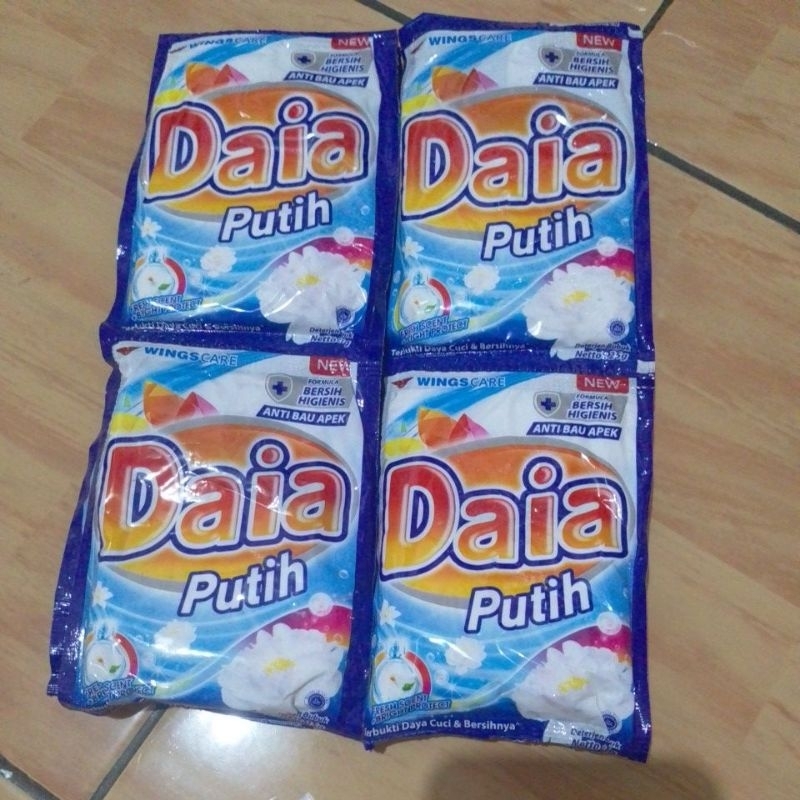 Jual Daia putih detergen sachet 1 renceng isi 6 25 g | Shopee Indonesia