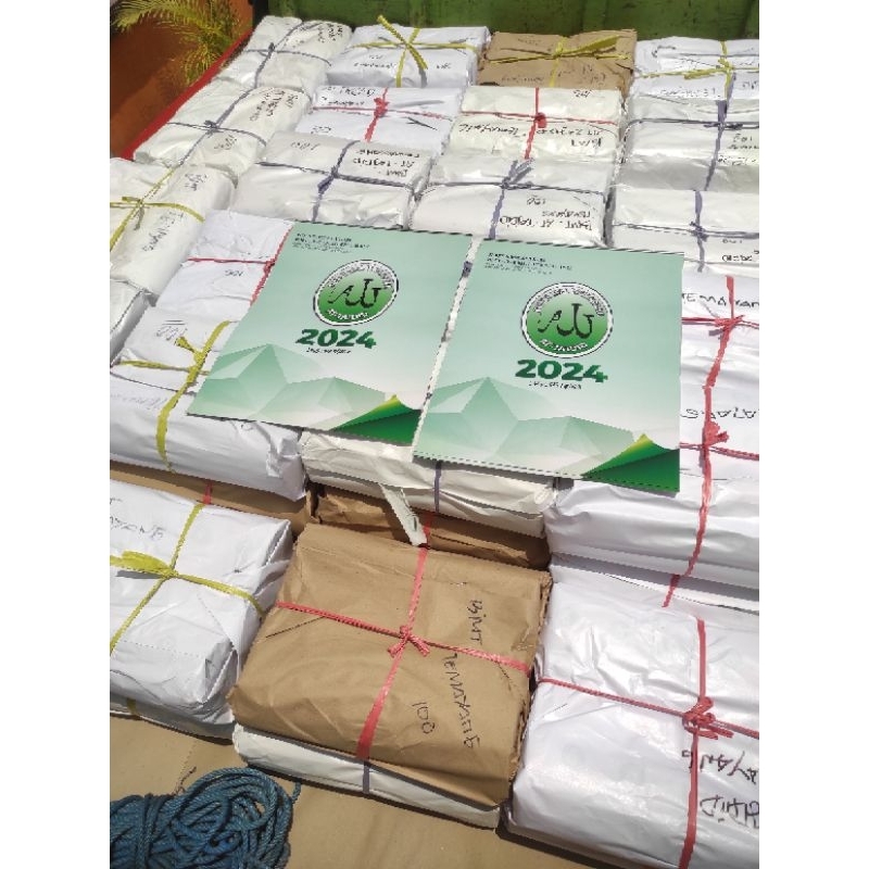 Jual KALENDER 2024 KOPERASI SYARIAH BMT | Shopee Indonesia