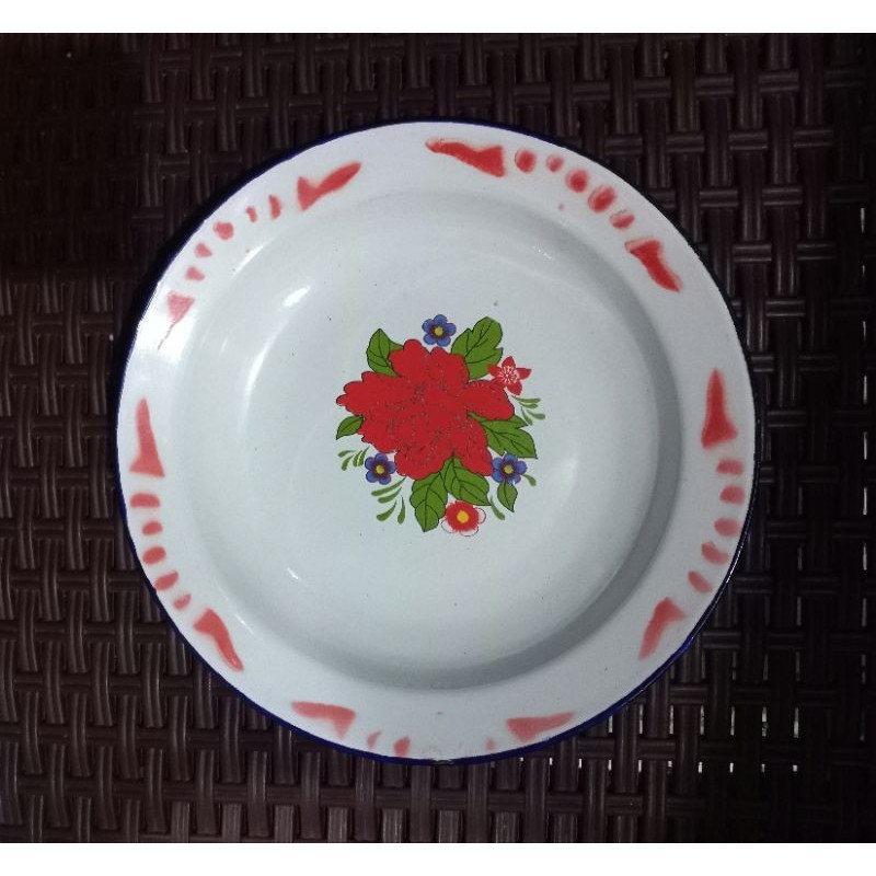 Jual Piring Seng 20cm 22cm / Piring Enamel / Piring Jadul - 20CM ...