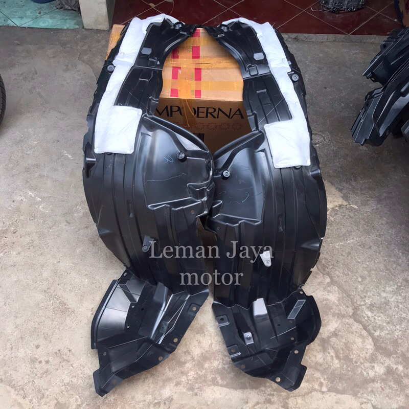 Jual liner fender spakbor depan INNOVA ZENIX ORIGINAL TOYOTA LINER ...