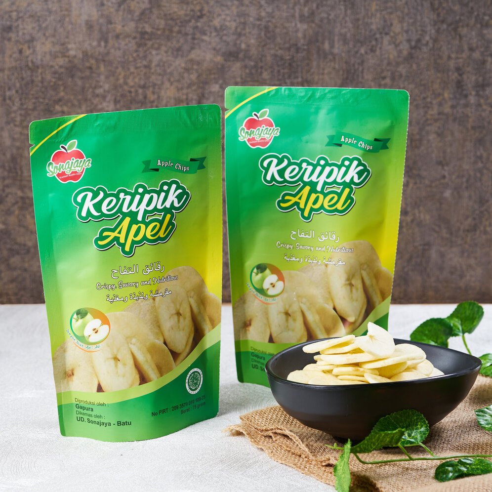 Jual Keripik Buah Kripik Apel Premium Apple Chips 75 gram Oleh-Oleh ...