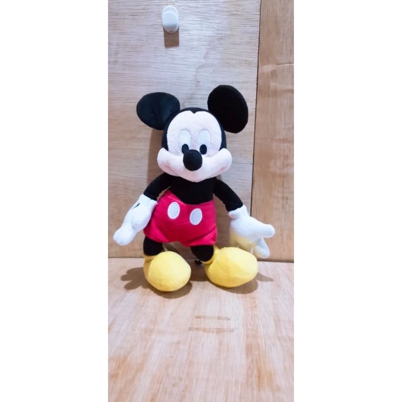 Jual Boneka Mickey Mouse Classic Series Disneyland Hong Kong | Shopee ...