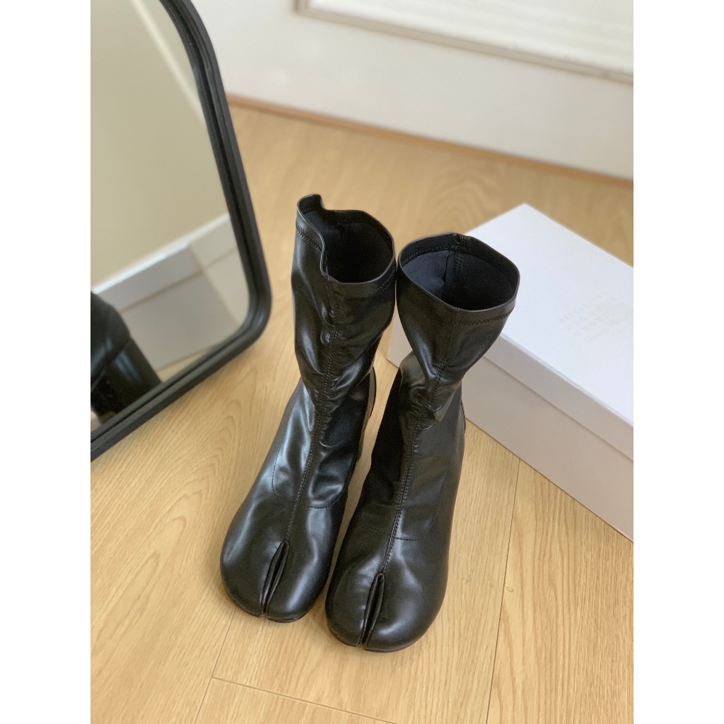 Jual Maison Margiela boots Versatile style Minimalist style trendy ...
