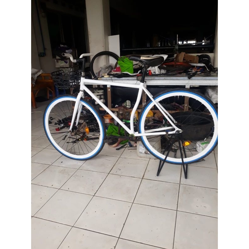 Jual Sepeda fixie Torpedo Putih | Shopee Indonesia