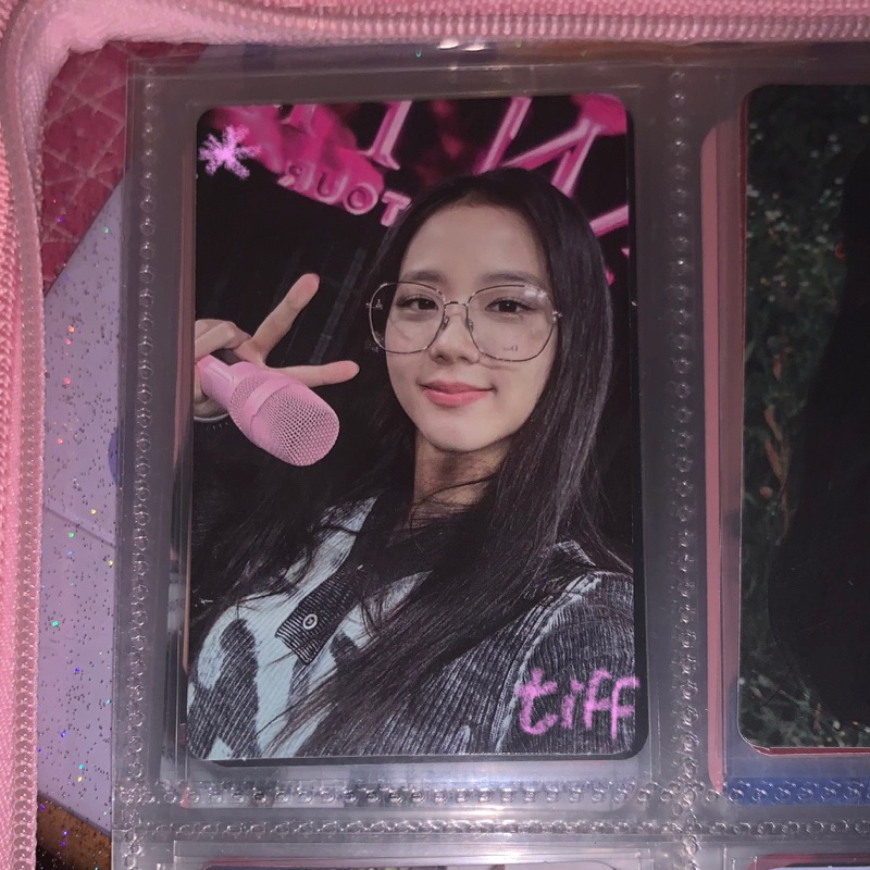 Jual Jisoo mic/kacamata vinyl photocard (Baca Deskripsi) | Shopee Indonesia