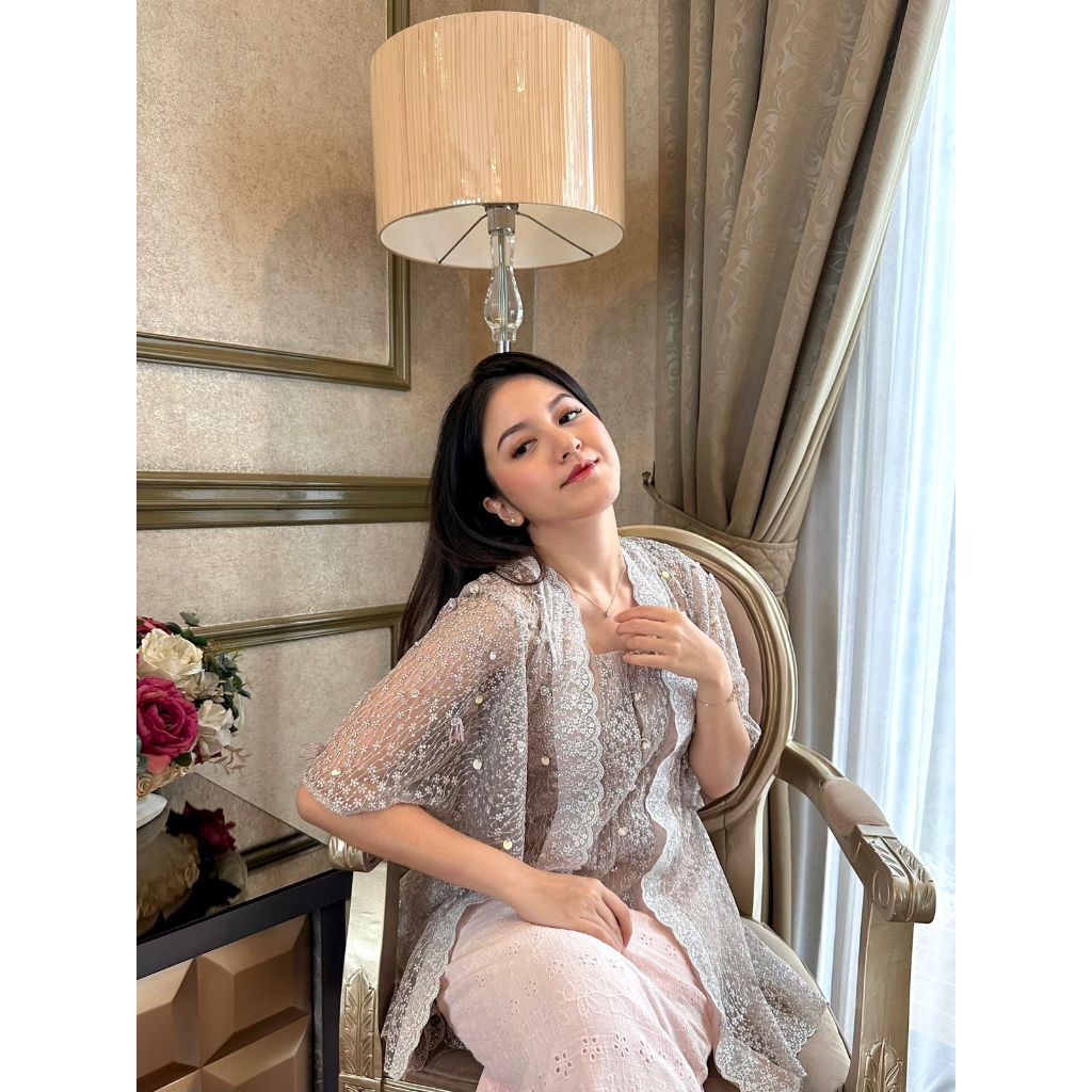 Jual JALEELA HOUSE EXCLUSIVE - MURIEL TOP - OUTER ONLY (INNER NOT INCLUDED) | Shopee Indonesia