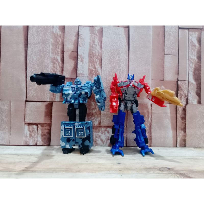 Jual action figure transformers movie Optimus prime mobil truck tank ...