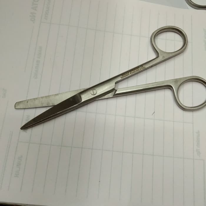 Jual Gunting Lurus Tajam Tumpul 14 cm | Shopee Indonesia