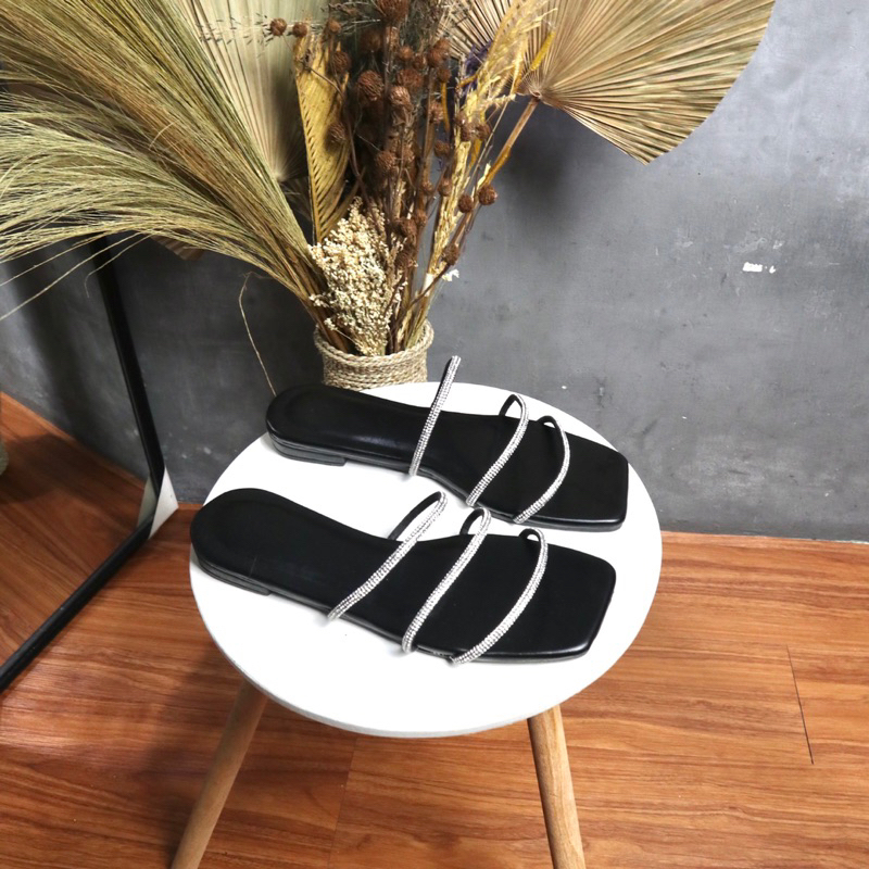 Jual NIIGEL COLLECTION - LUNA Sandal teplek pesta dan santai best ...
