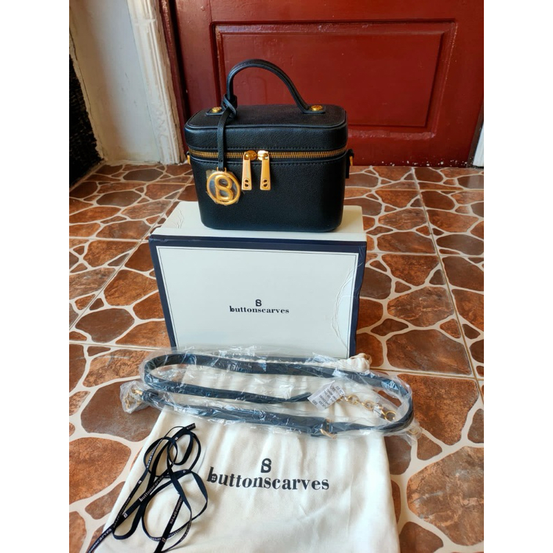 Jual Preloved Tas Buttonscarves (Anna Vanity Bag Buttonscarves ...