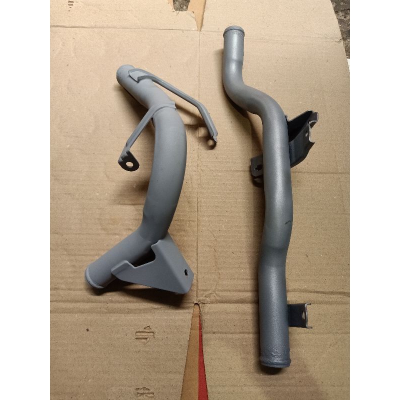 Jual PIPA RADIATOR SAMBUNGAN RADIATOR ATAS BAWAH AVANZA XENIA | Shopee ...