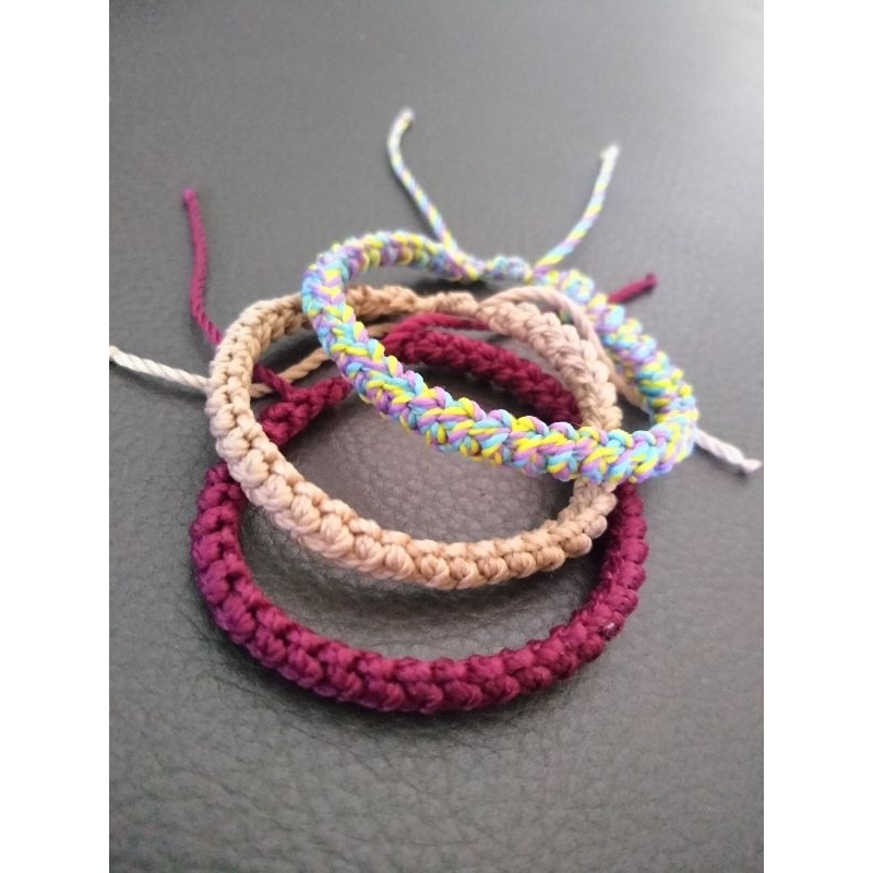 Jual Gelang Tali Polos bebas Request Warna || Gelang Couple Rajut ...